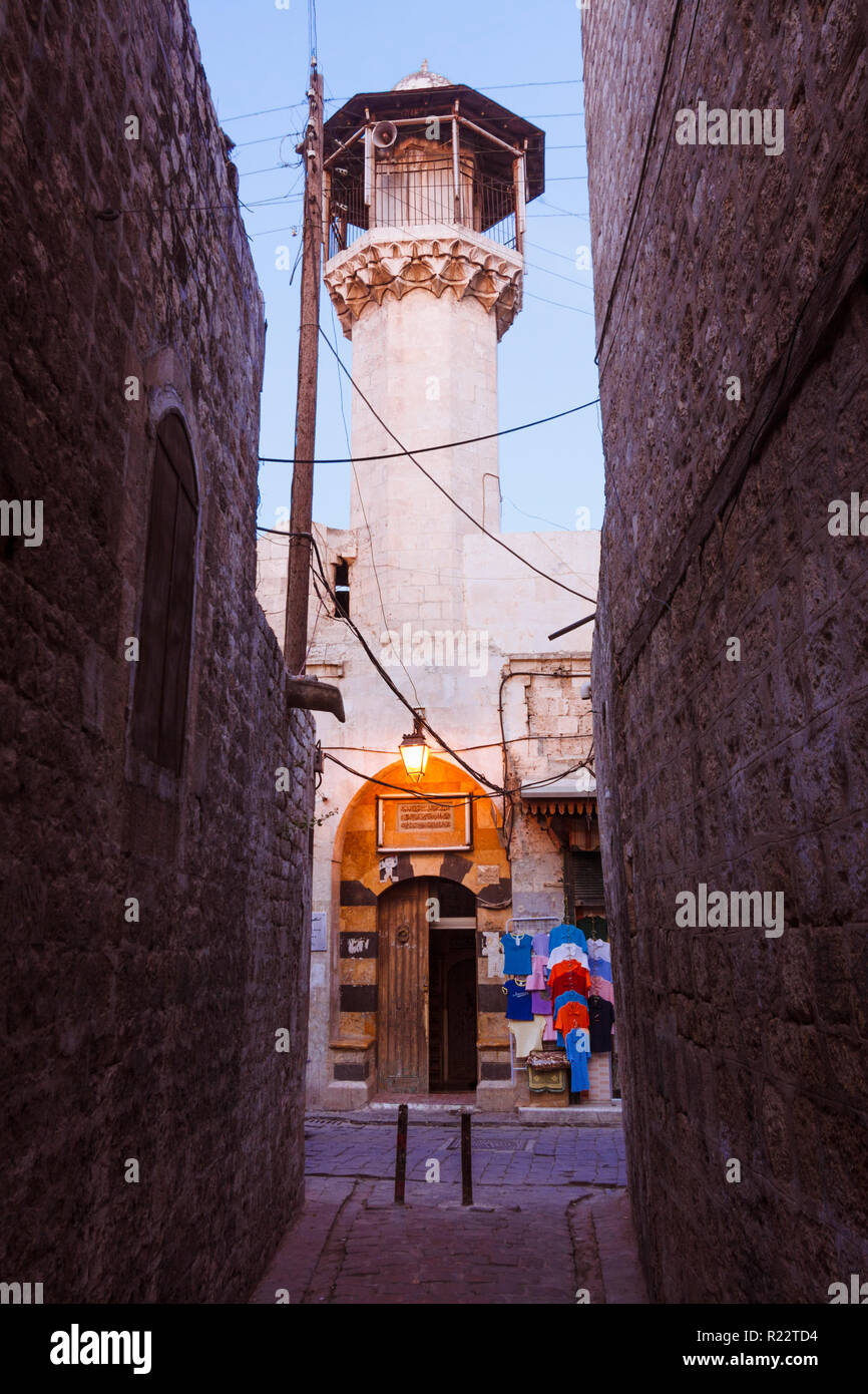 Aleppo, Aleppo Governorate, Syria : A mosque at a narrow alley in the ...