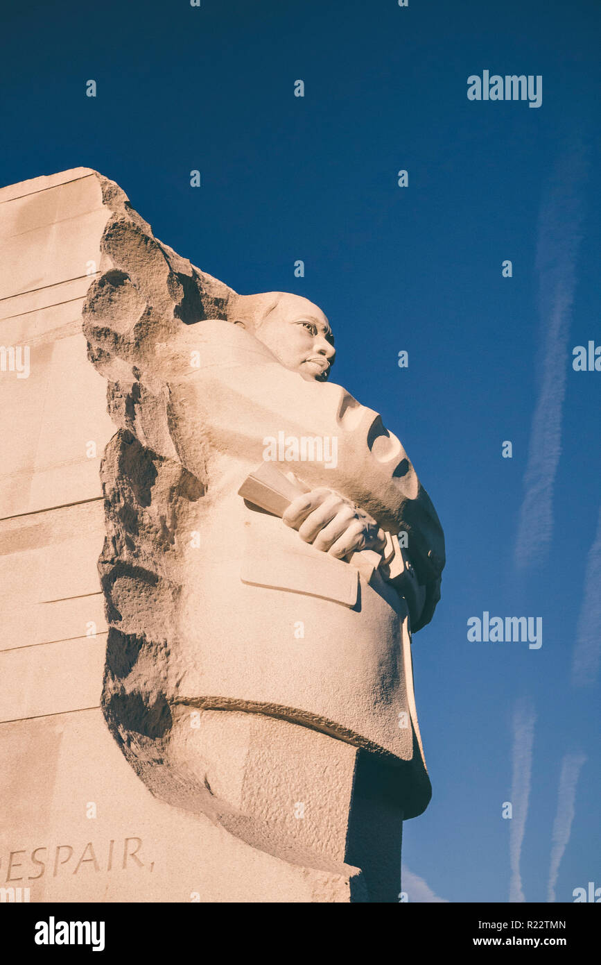Martin luther king jr statue usa hi-res stock photography and images ...