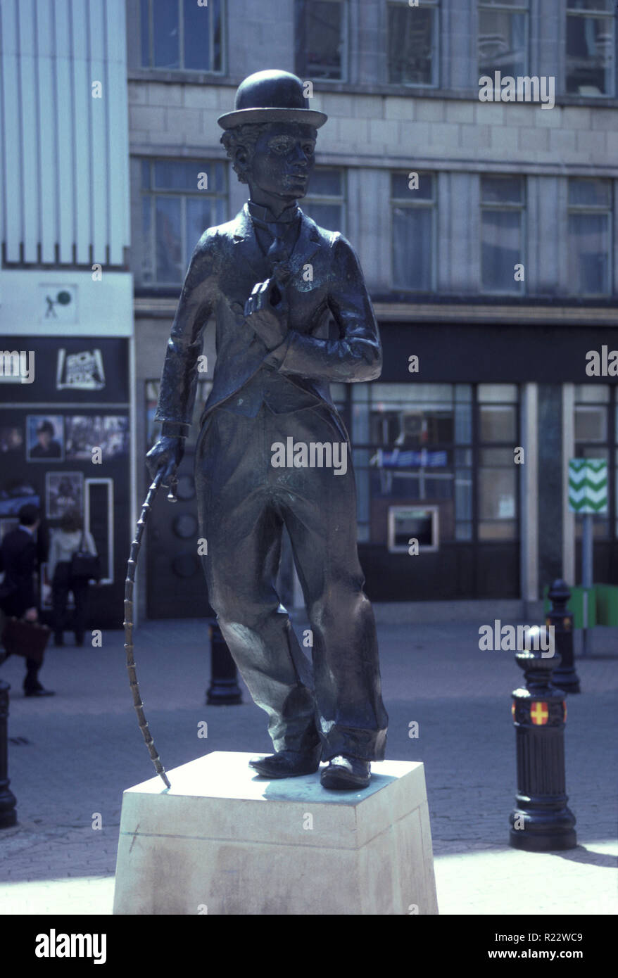 Statue charlie chaplin leicester square hi-res stock photography and ...