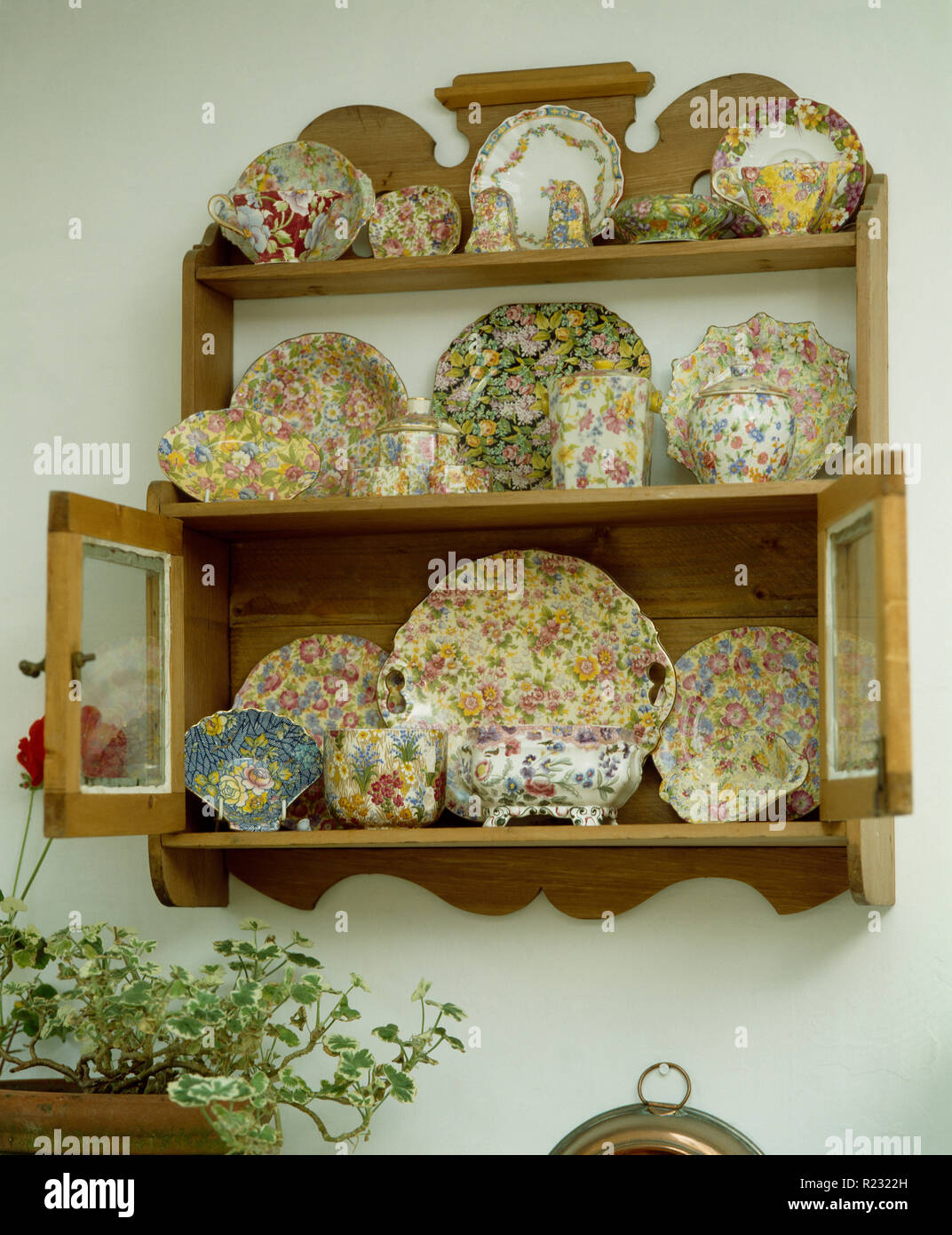 Collection of 'Chintz' china on pine shelving Stock Photo - Alamy