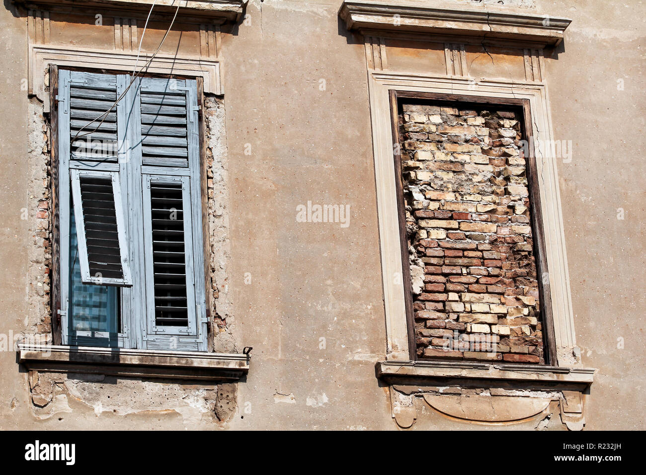 Old Fashioned Windows High Resolution Stock Photography and Images - Alamy