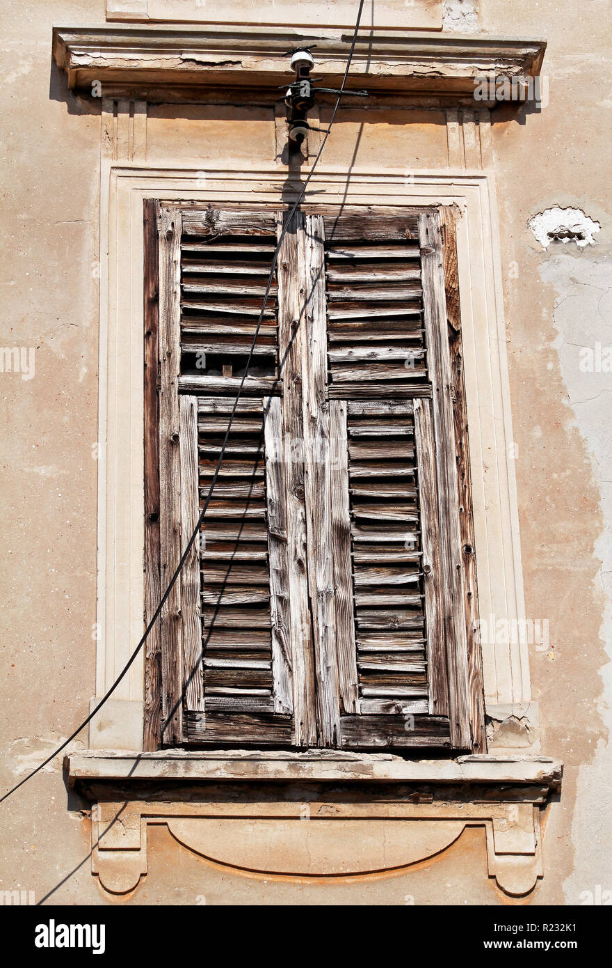 Rotten wooden shutters hi-res stock photography and images - Alamy