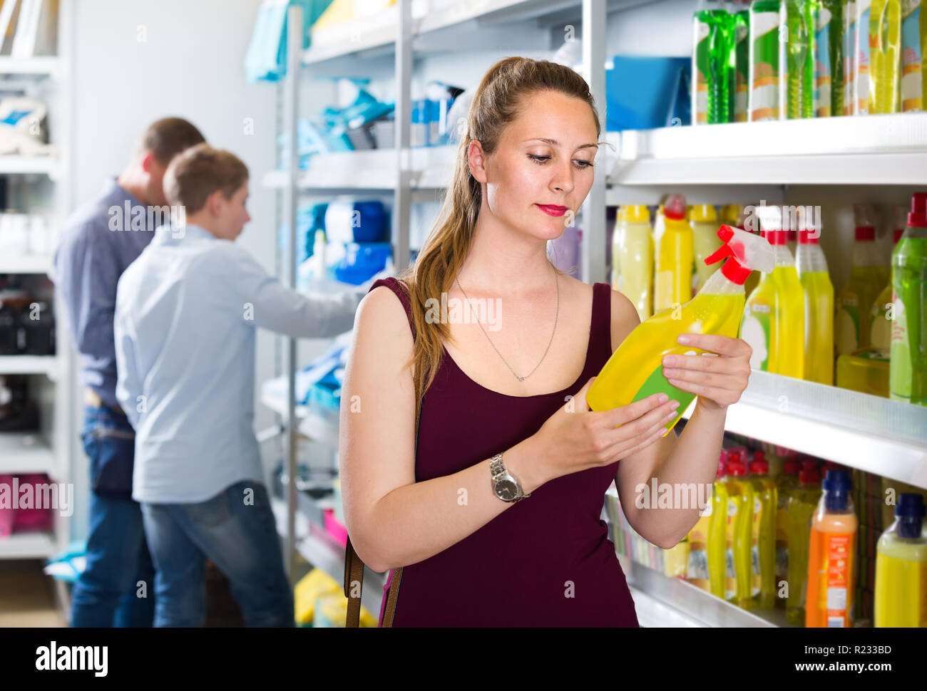 Dishwashing liquid store hi-res stock photography and images - Alamy