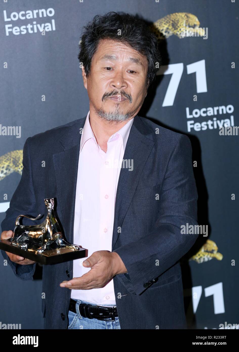 Gi ju bong hi-res stock photography and images - Alamy