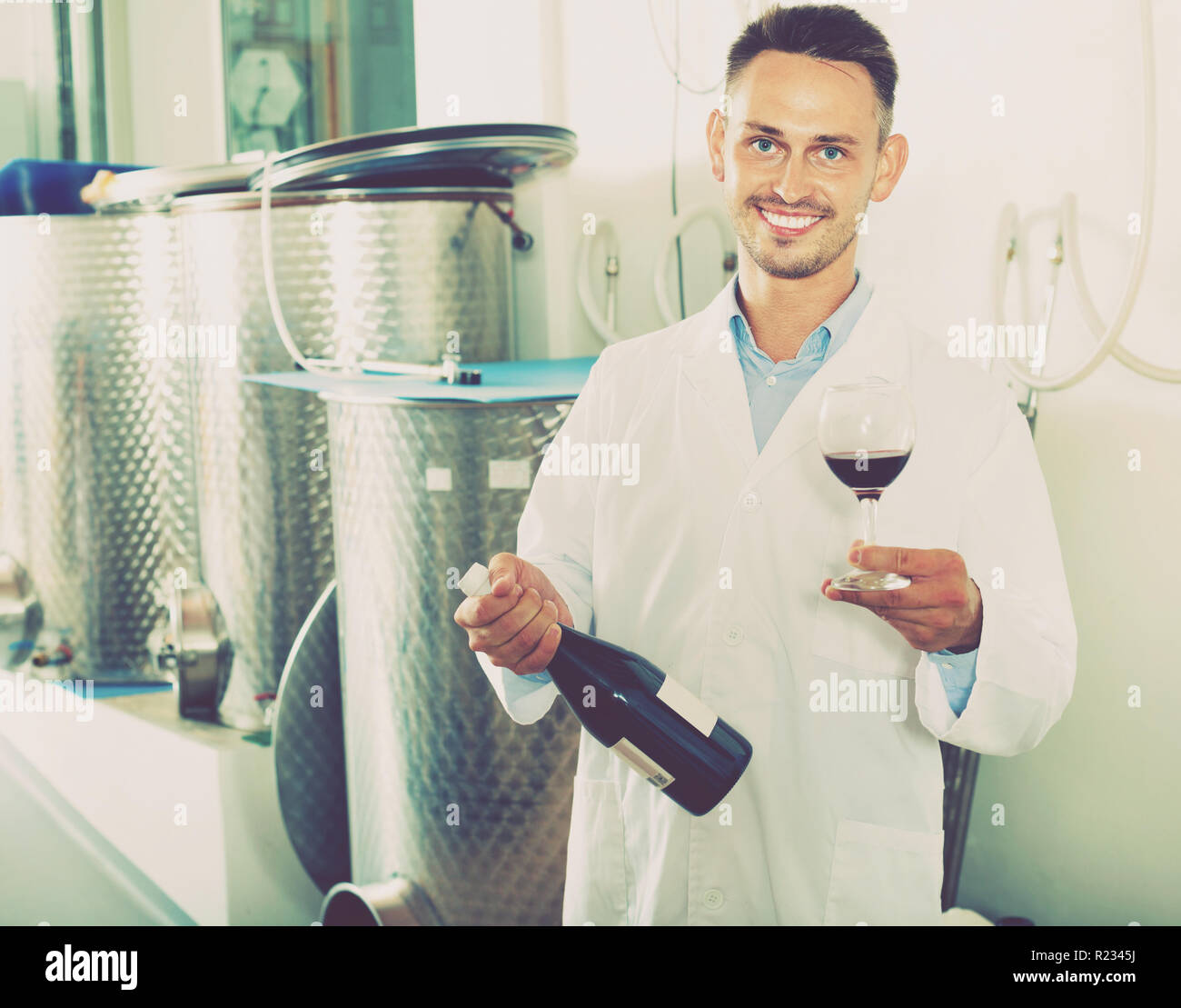 Fermentation vat lab hi-res stock photography and images - Alamy