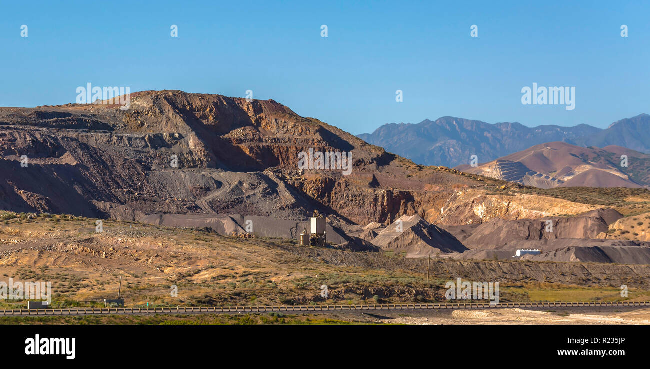 Utah mining hi-res stock photography and images - Alamy