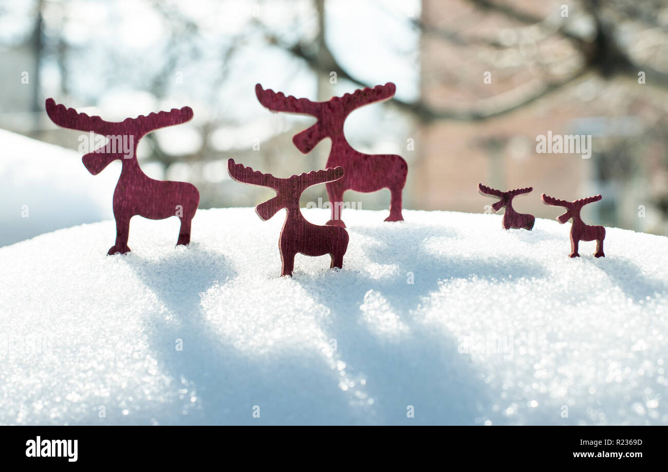 Deer shape hi-res stock photography and images - Alamy
