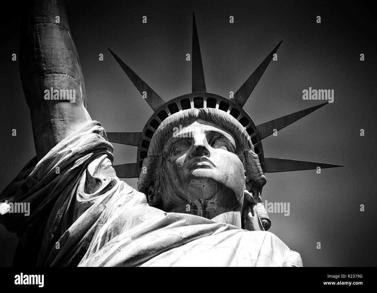Sculpture new york Black and White Stock Photos & Images - Alamy