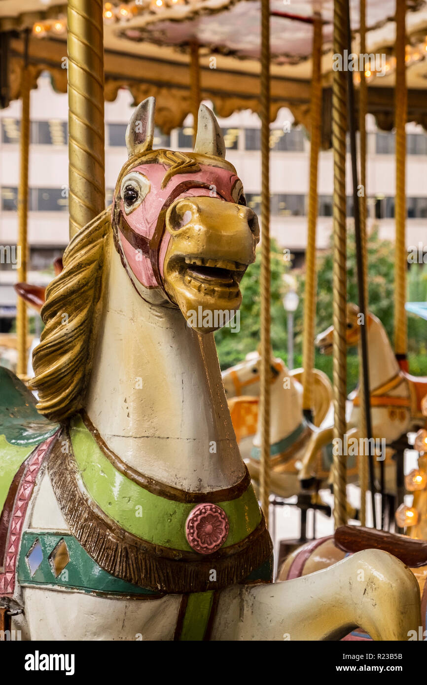 Horse ride funfair hi-res stock photography and images - Alamy
