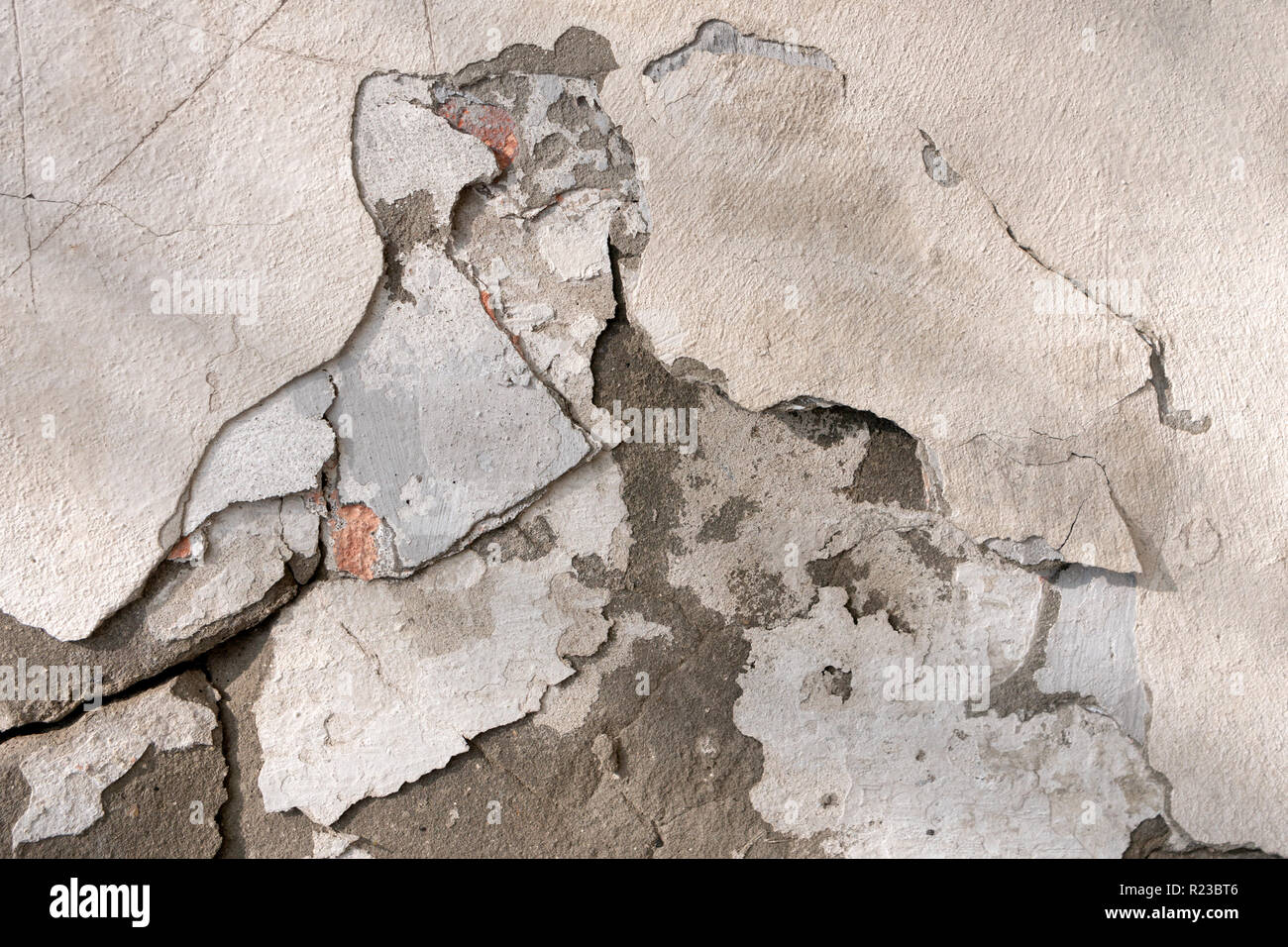 Ramshackle structure hi-res stock photography and images - Alamy