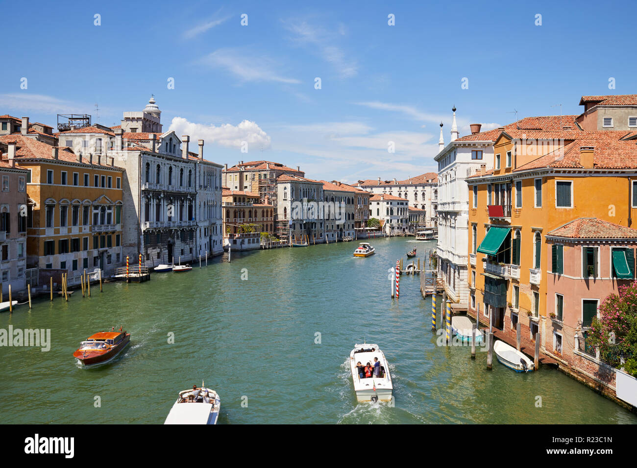 Venice italy boat motorboat hi-res stock photography and images - Alamy