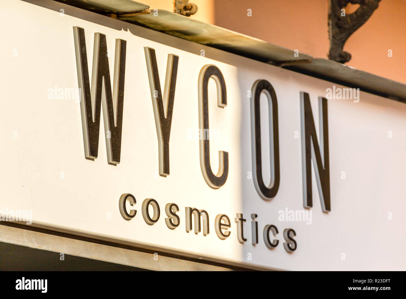 Wycon cosmetics hi-res stock photography and images - Alamy