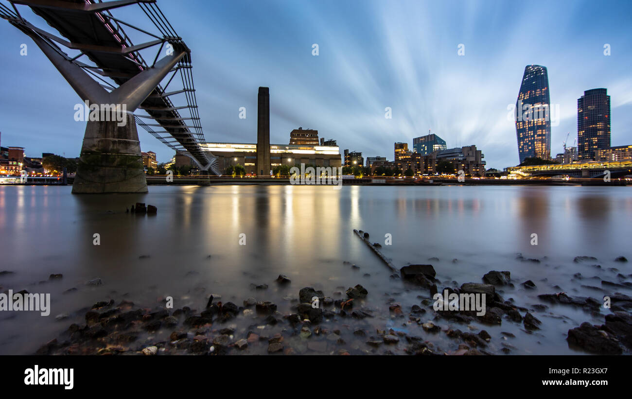 Tower london tower millennium pier hi-res stock photography and images ...