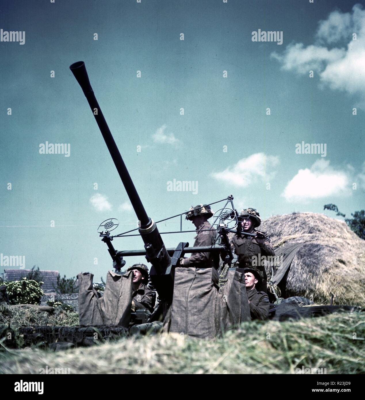 Canadian army wwii hi-res stock photography and images - Alamy