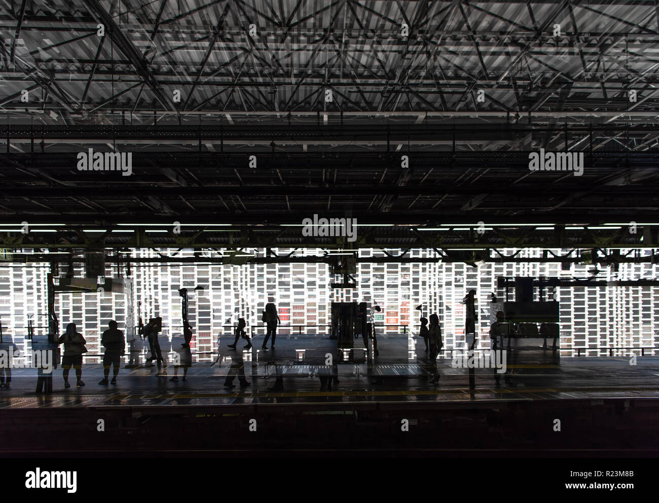 Railway, Tokyo, Shadow, Photo by Sina Vodjani (www.vodjani.com Stock ...