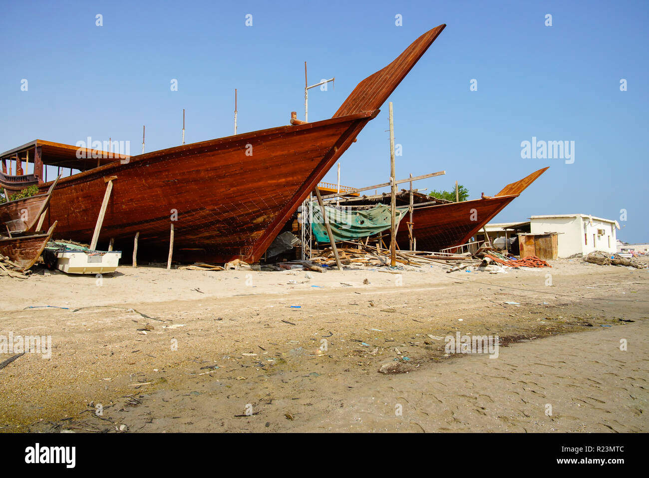 Arabian sea dhow coastline hi-res stock photography and images - Alamy
