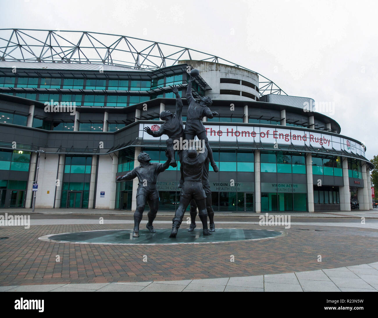 Twickenham Rugby Stadium Stock Photos & Twickenham Rugby Stadium Stock ...