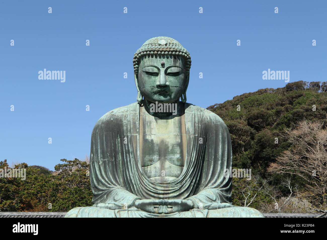 Daibutsu, Great Buddha statue at Kotoku-in temple, Kamakura, Kanagawa ...