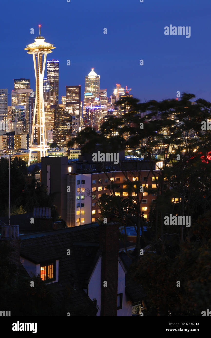 A Vertical Seattle, Washington skyline after dark Stock Photo - Alamy