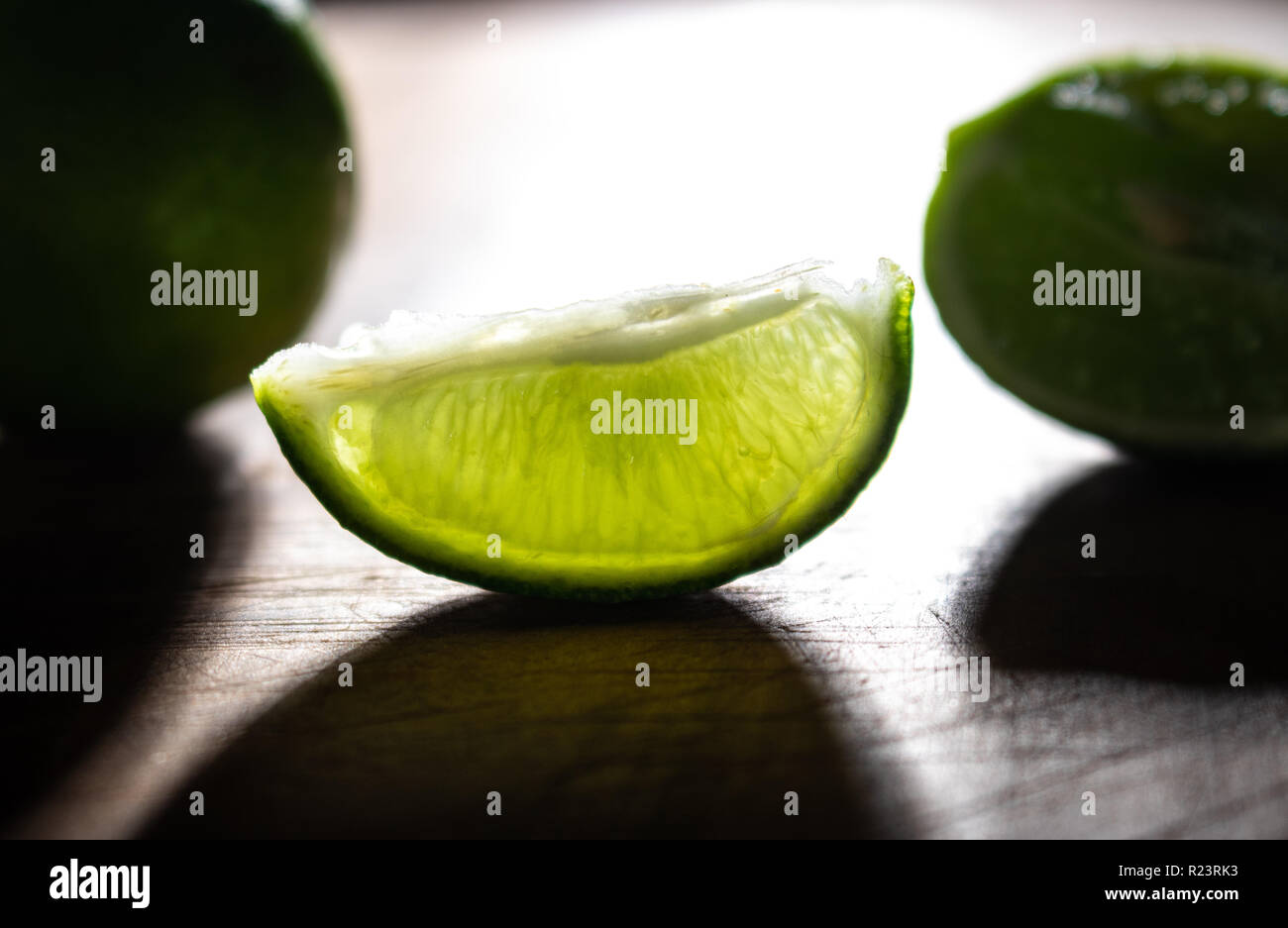 Lemon fruit close up sliced Stock Photo - Alamy