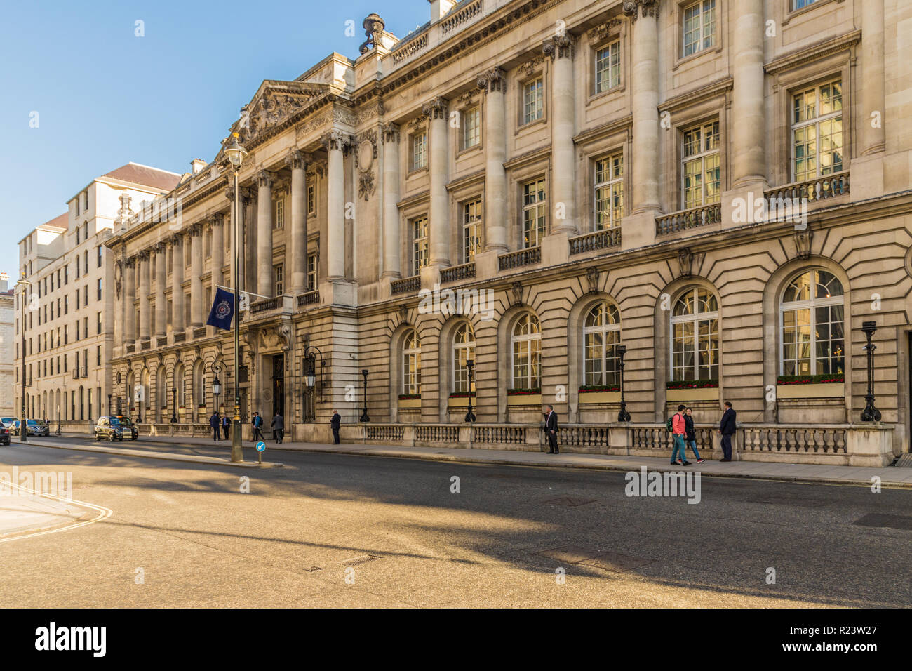 Rac club pall mall hi-res stock photography and images - Alamy