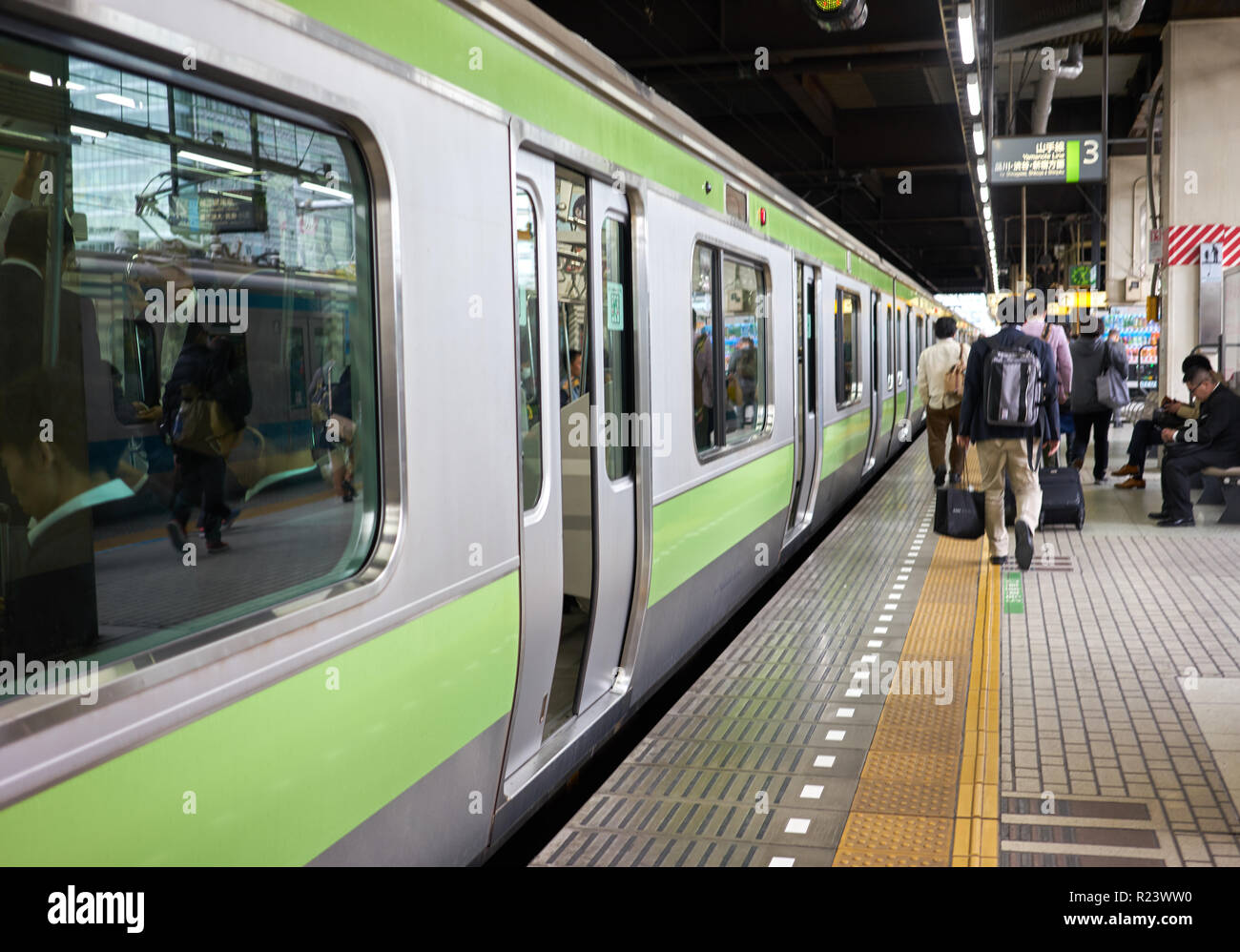 A Tokyo subway train at a station, Tokyo, Japan, Asia Stock Photo - Alamy
