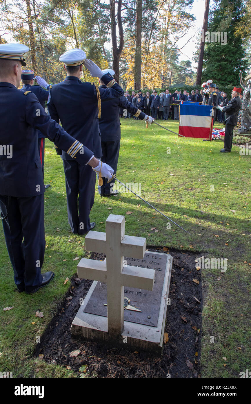 Tri service colours hi-res stock photography and images - Alamy