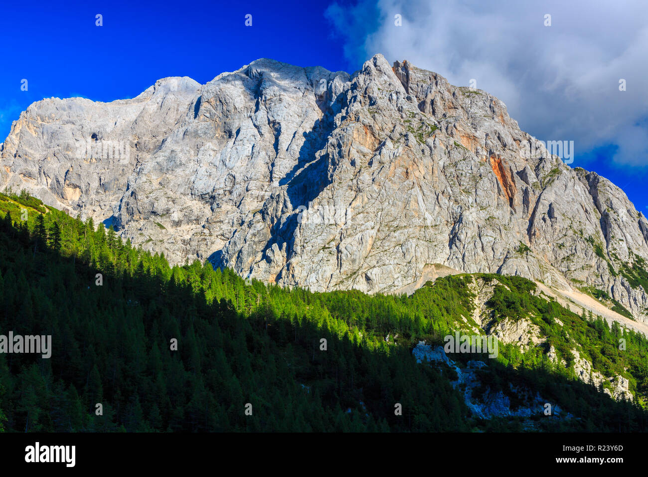 mountain-landscape-stock-photo-alamy