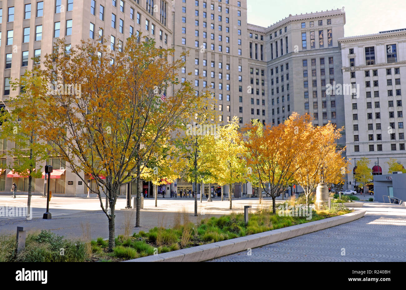 Cleveland landmark office towers complex hi-res stock photography and ...