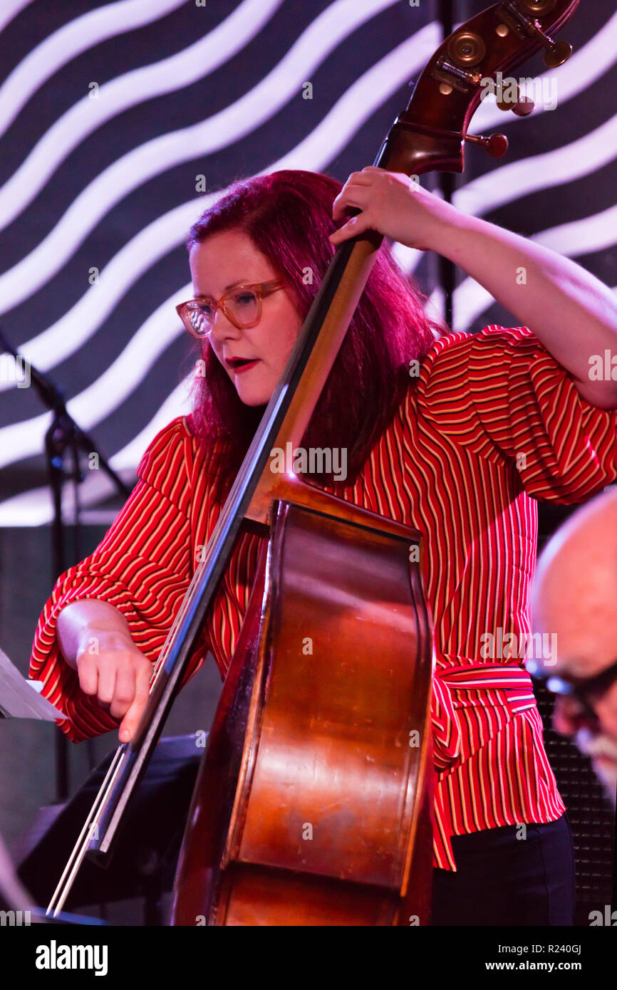 Lisa mezzacappa hi-res stock photography and images - Alamy