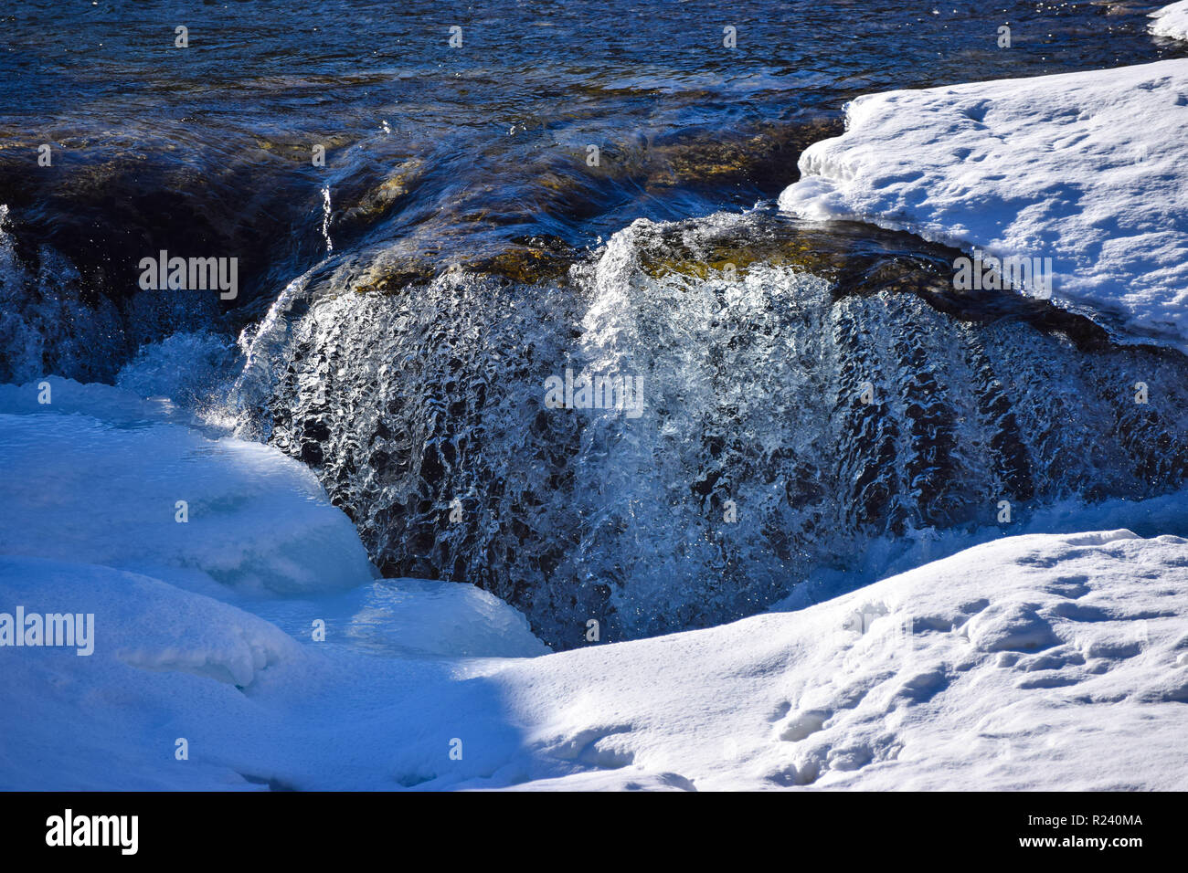 Elbow rivers hi-res stock photography and images - Alamy