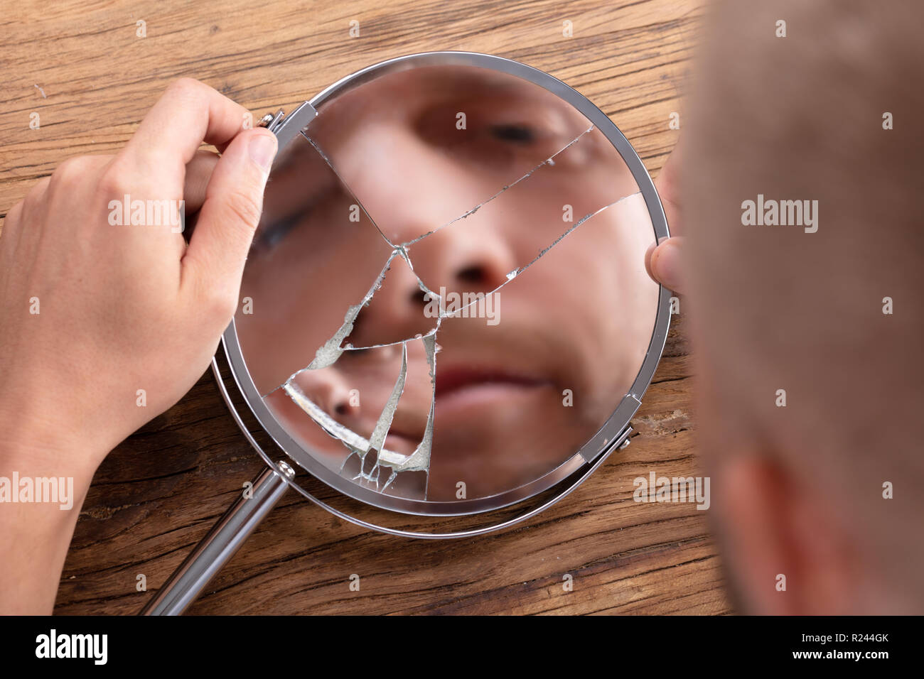 Crack cracked face hi-res stock photography and images - Alamy