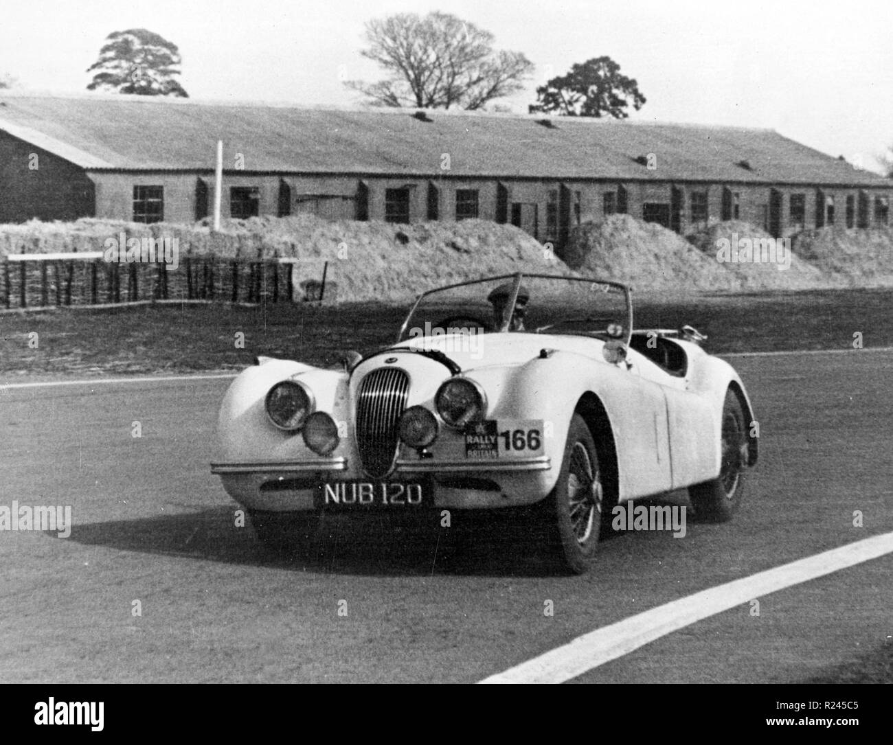 Jaguar XK120, Ian Appleyard 1953 RAC Rally Stock Photo - Alamy