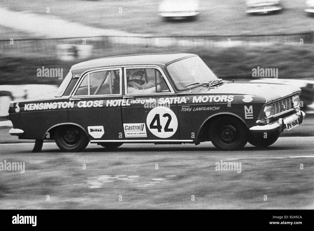 Moskvitch 412, Tony Lanfranchi winner of both Castrol Group 1 and ...