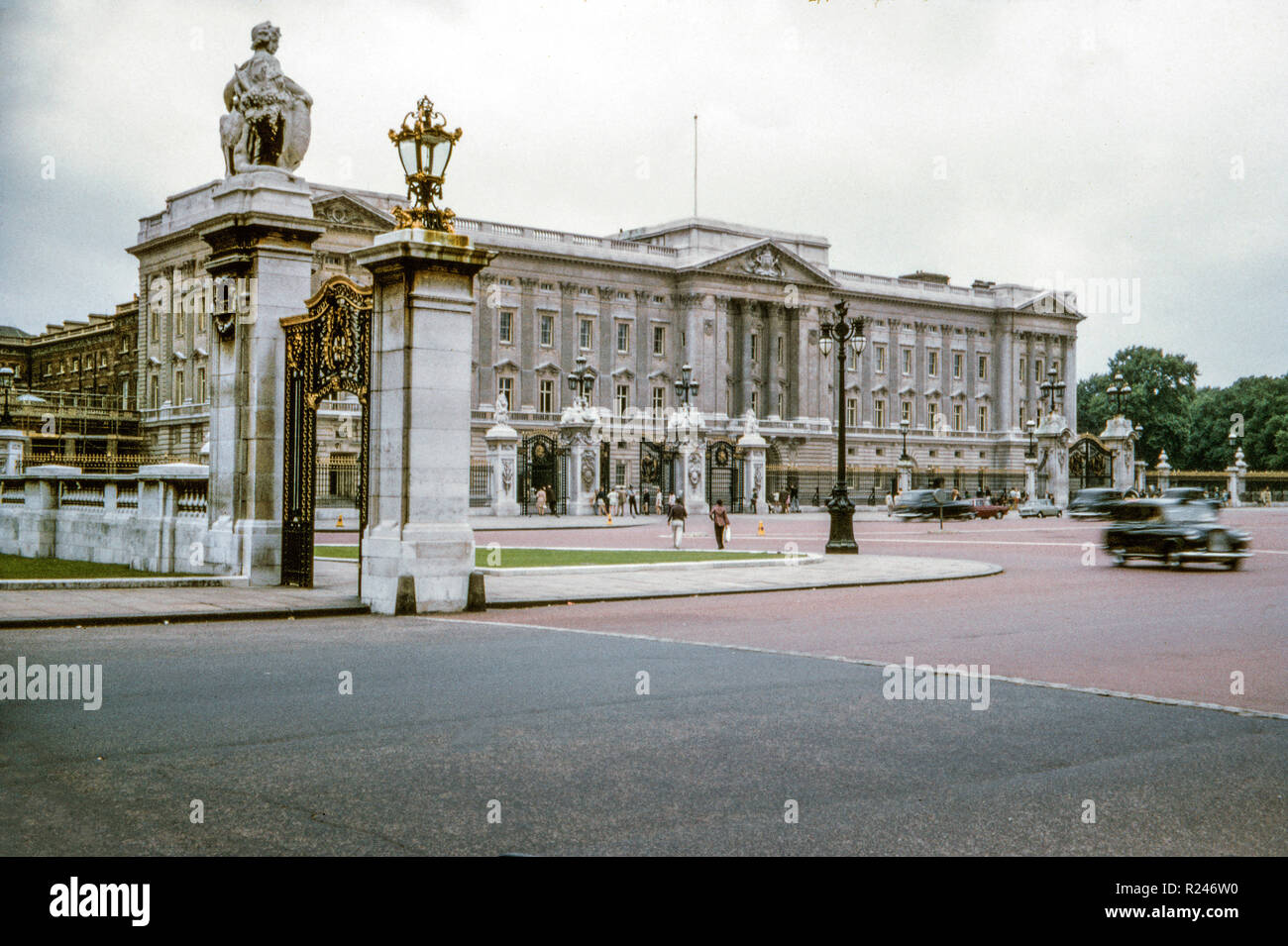 Buckingham palace, London England Stock Photo - Alamy