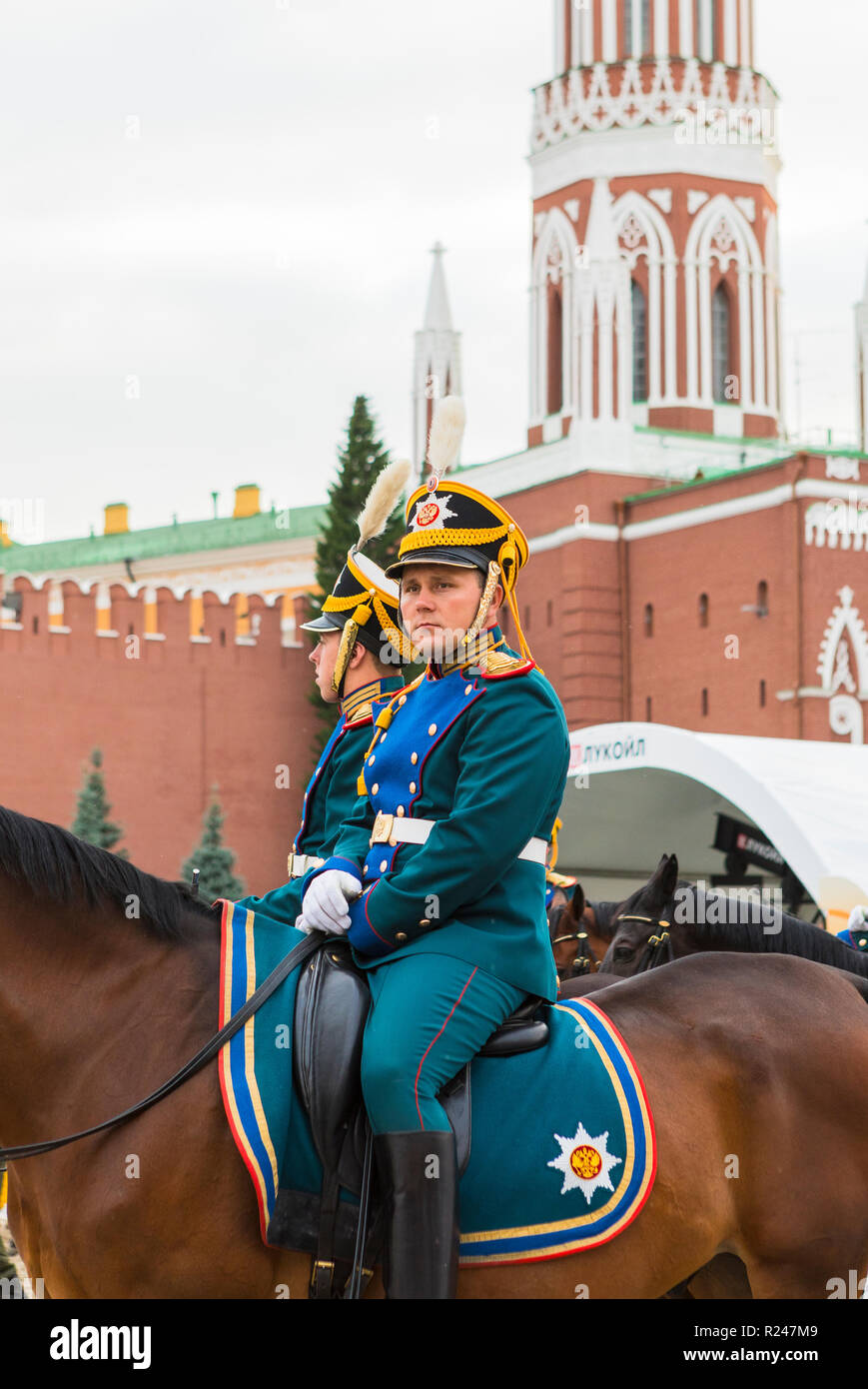 Portrait of two russian soldiers hi-res stock photography and images ...