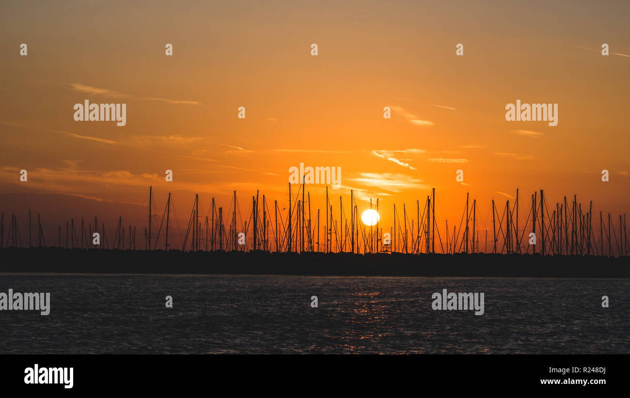 Horizon Of Boat Masts High Resolution Stock Photography and Images - Alamy