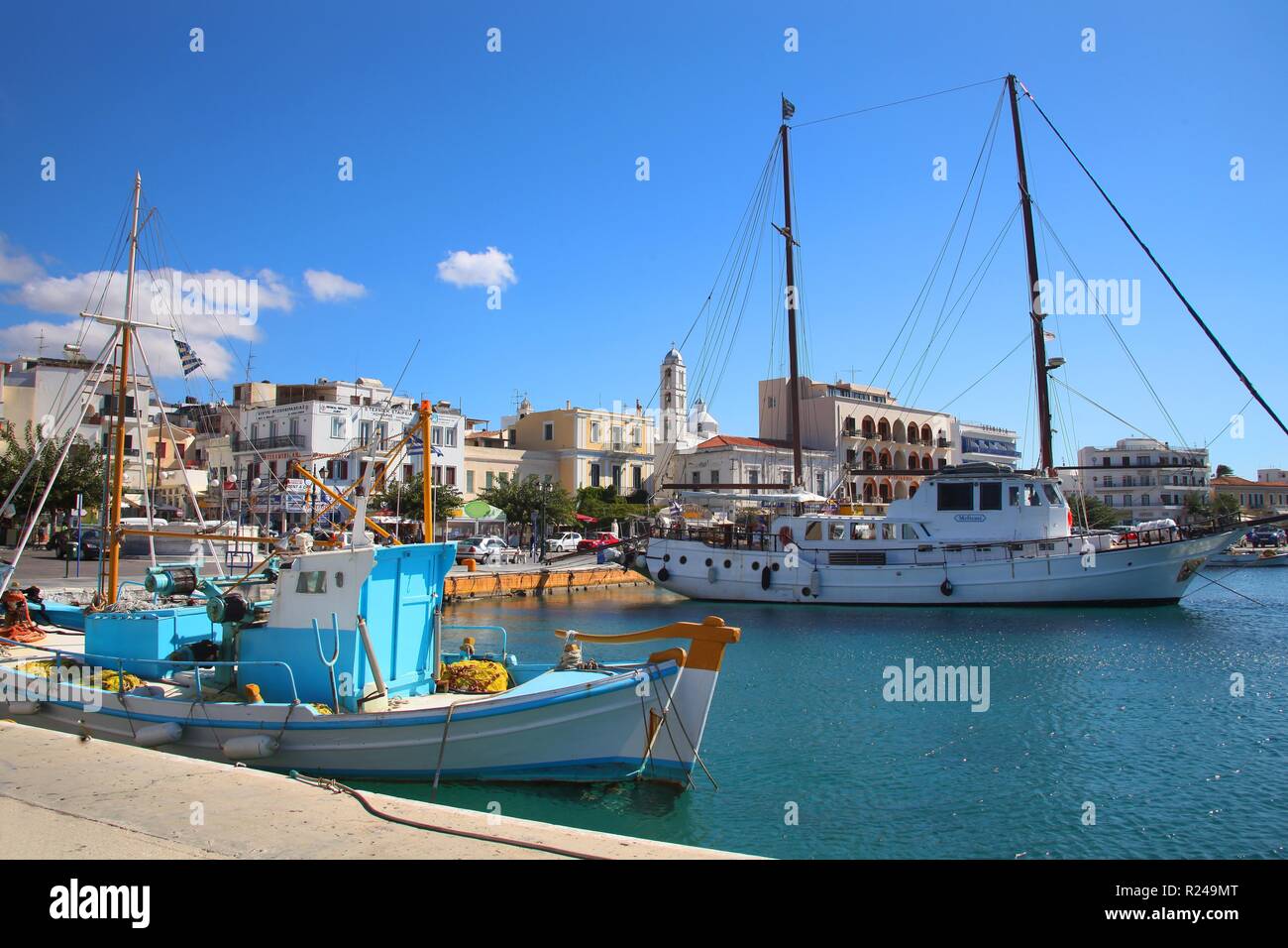 Port of tinos hi-res stock photography and images - Alamy