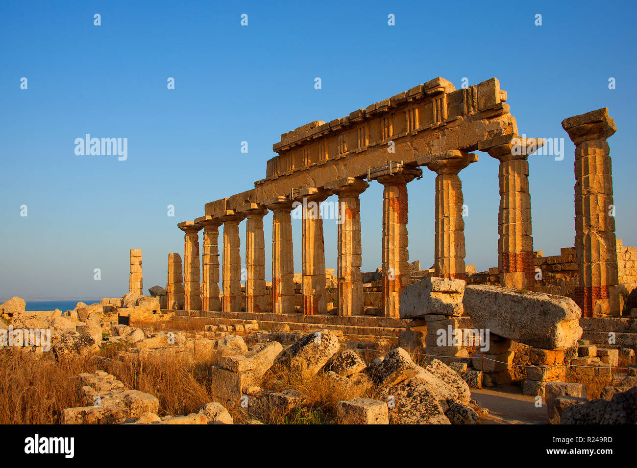 Old view selinunte ruins hi-res stock photography and images - Alamy