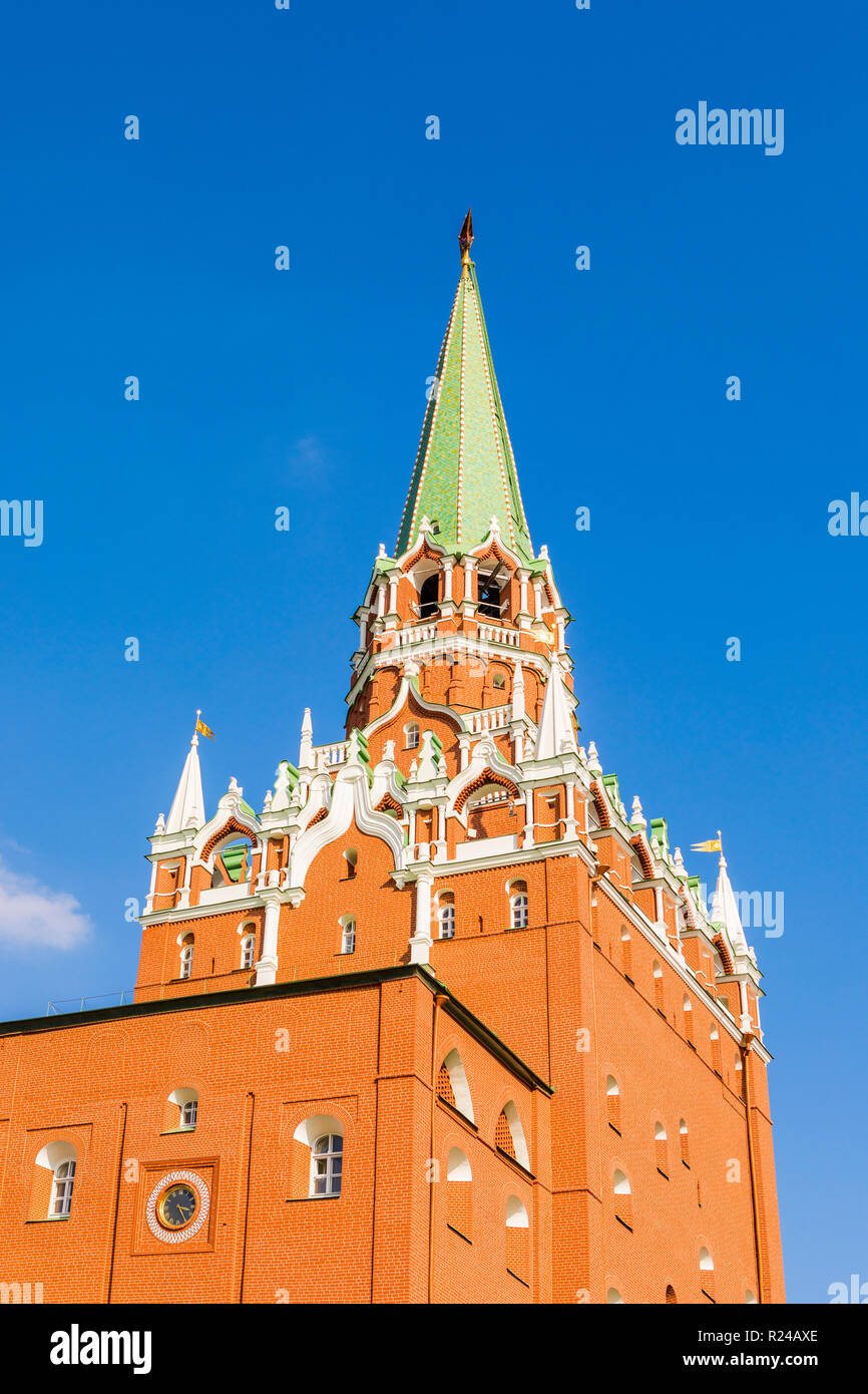 Trinity Gate Tower of the Kremlin, UNESCO World Heritage Site, Moscow ...