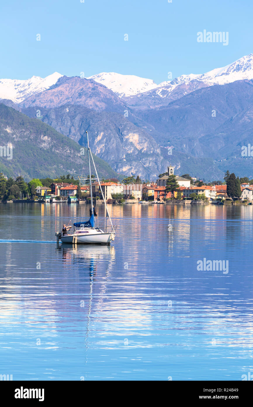 Mandello del lario hi-res stock photography and images - Alamy