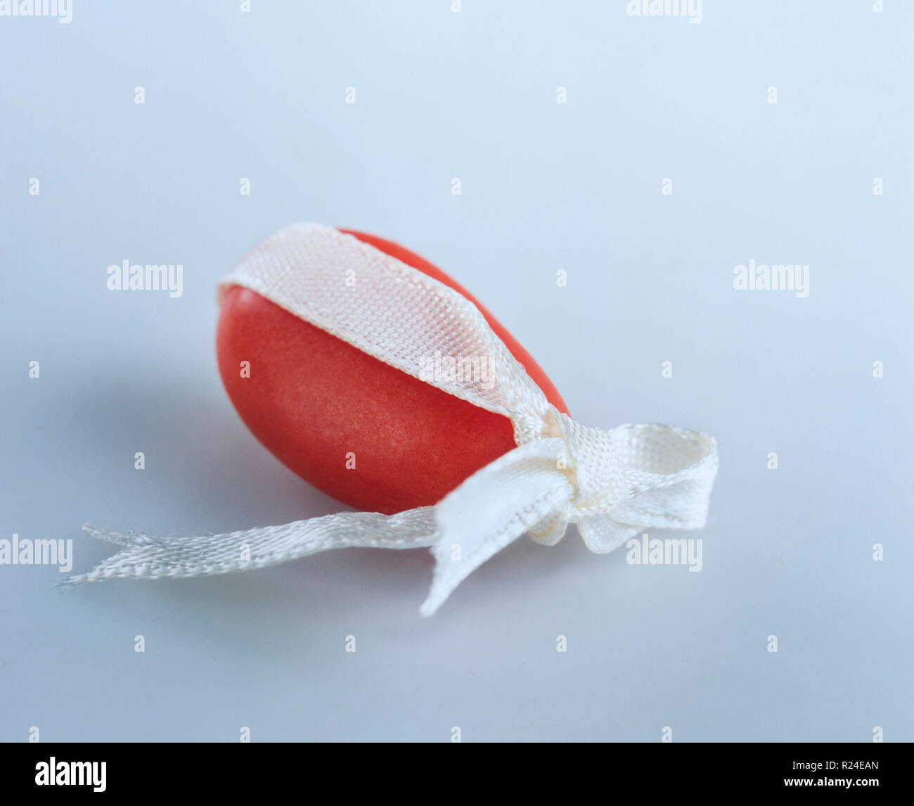 Coated almond candies hi-res stock photography and images - Alamy