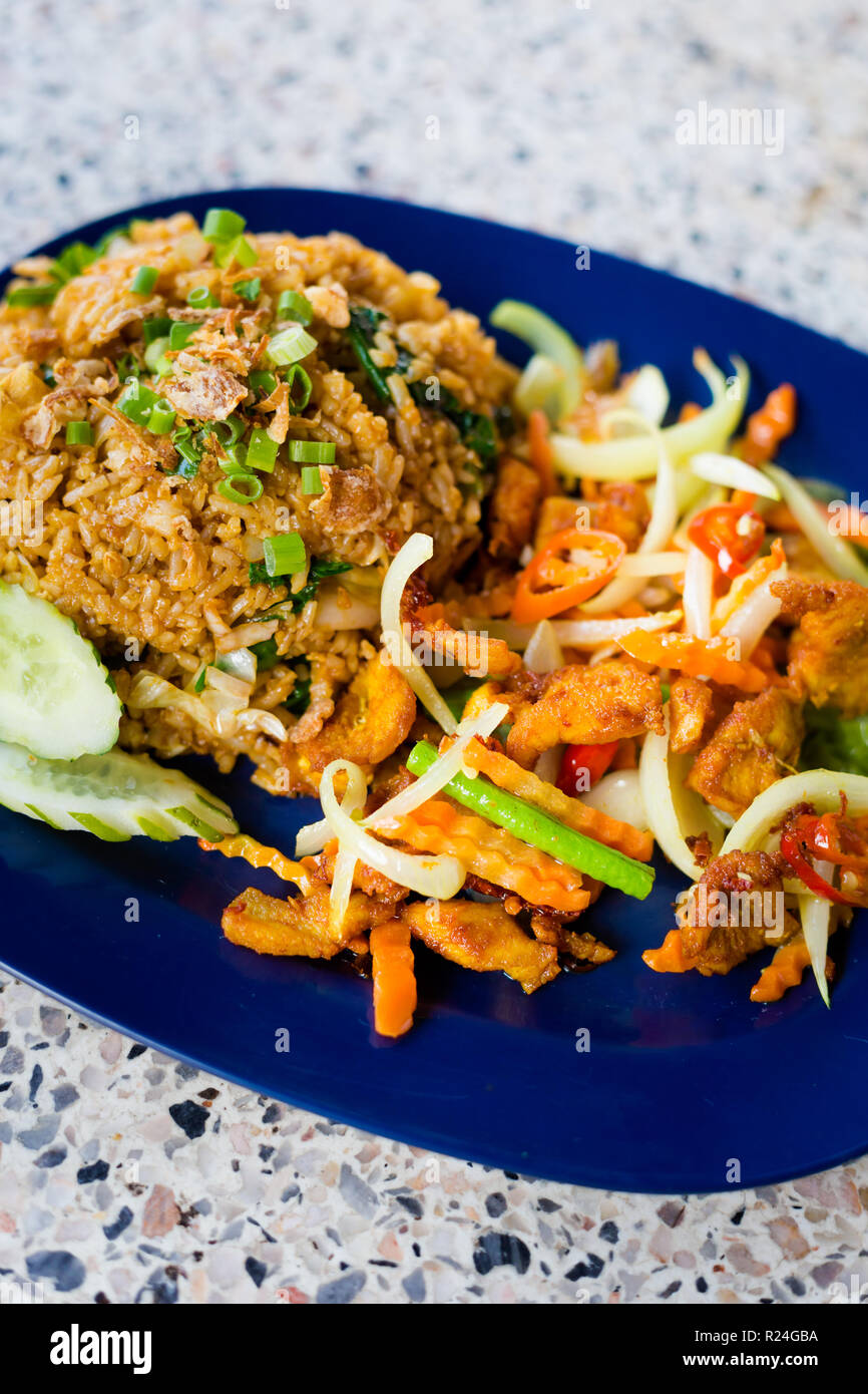 Steamed turmeric rice hi-res stock photography and images - Alamy