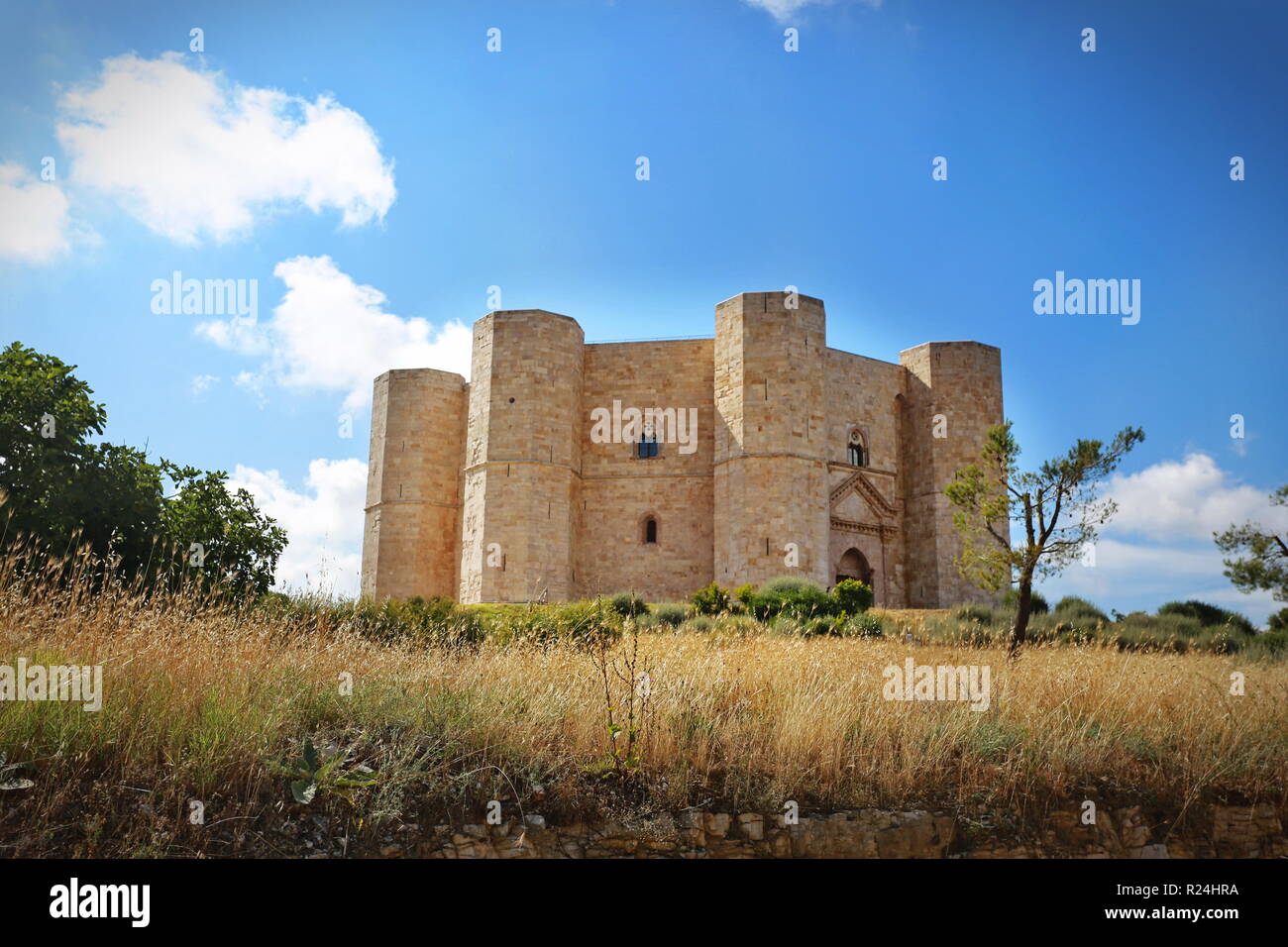 Castel architecture hi-res stock photography and images - Alamy