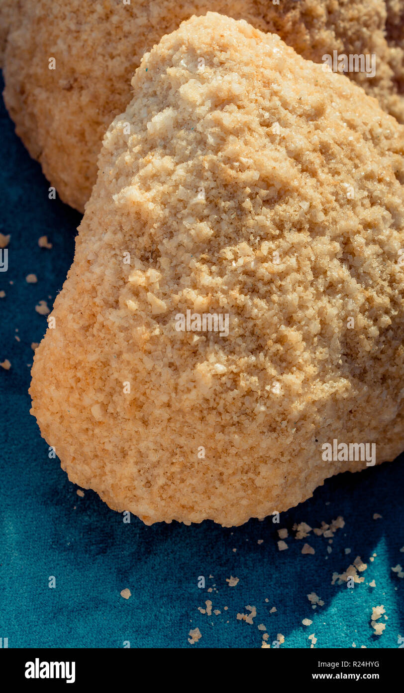 Chunk of salt hi-res stock photography and images - Alamy