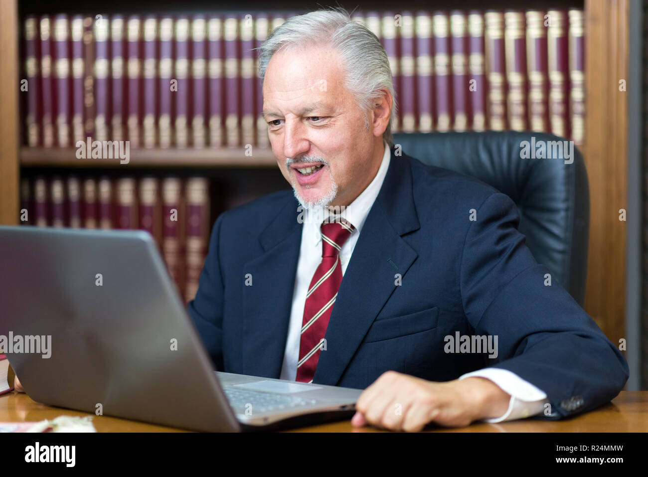 Library accounting hi-res stock photography and images - Alamy