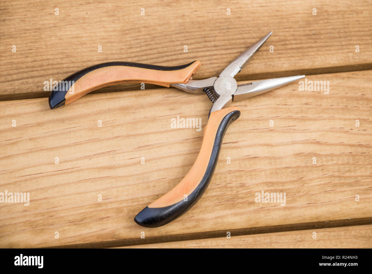 Pincer Grip Stock Photos & Pincer Grip Stock Images - Alamy