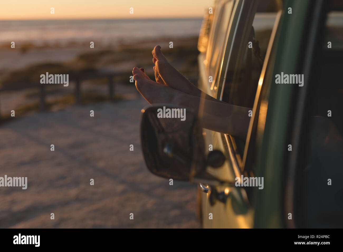 Legs out car window hi-res stock photography and images - Alamy