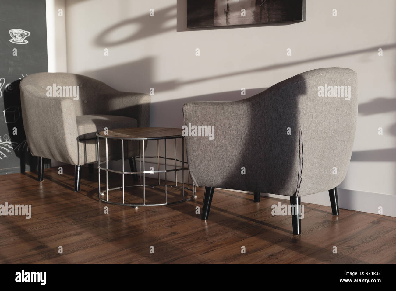 Modern cafe hi-res stock photography and images - Alamy