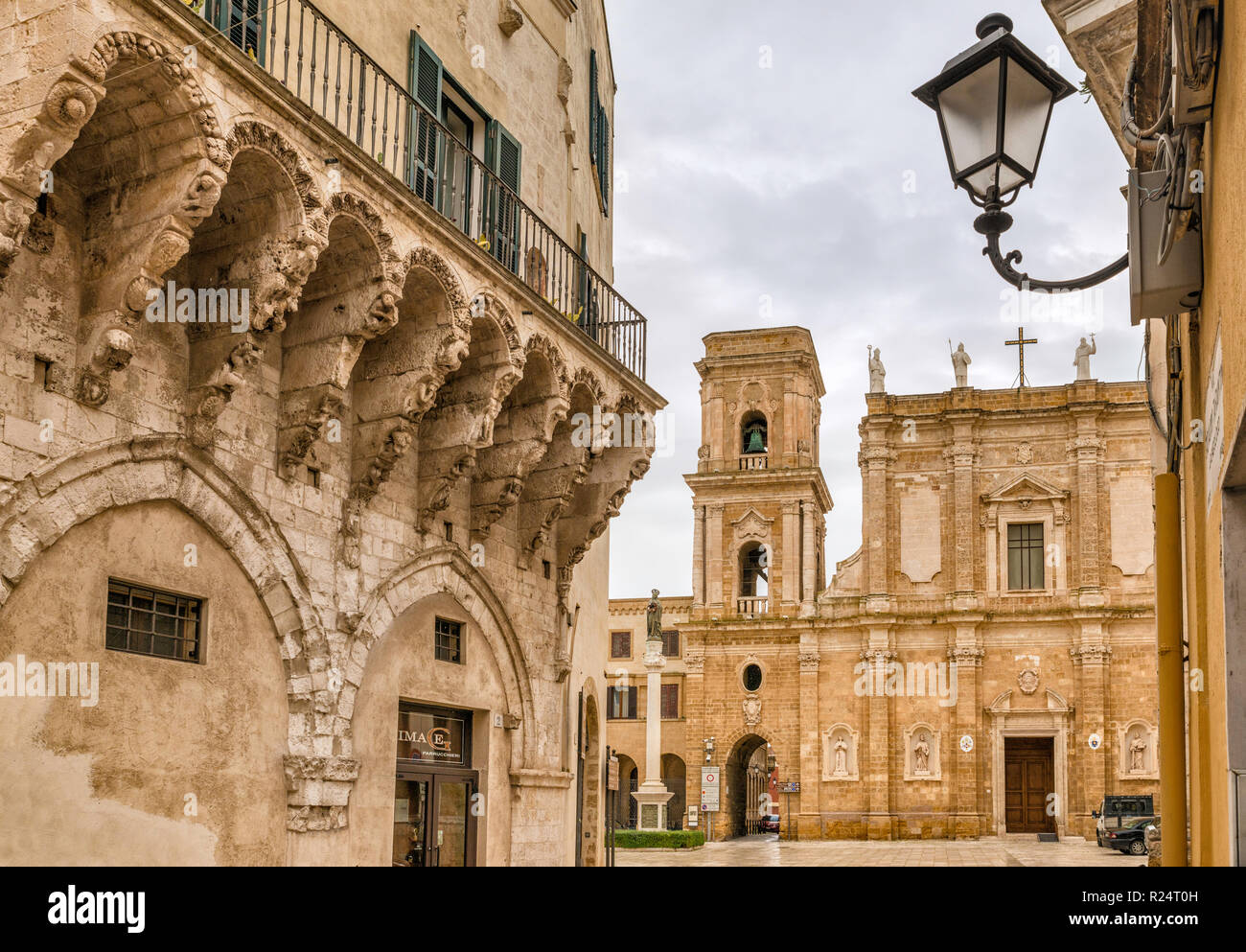 Duomo historico hi-res stock photography and images - Alamy